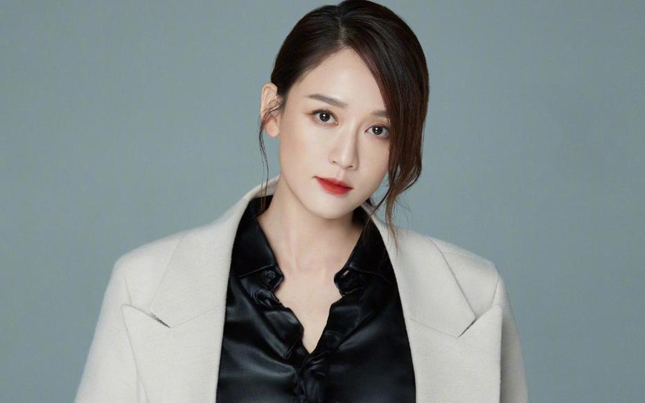 Small gossip: Chen Jianbin, Wang Yuan, Chen Qiaoen, Meng Hualu, Xu ...