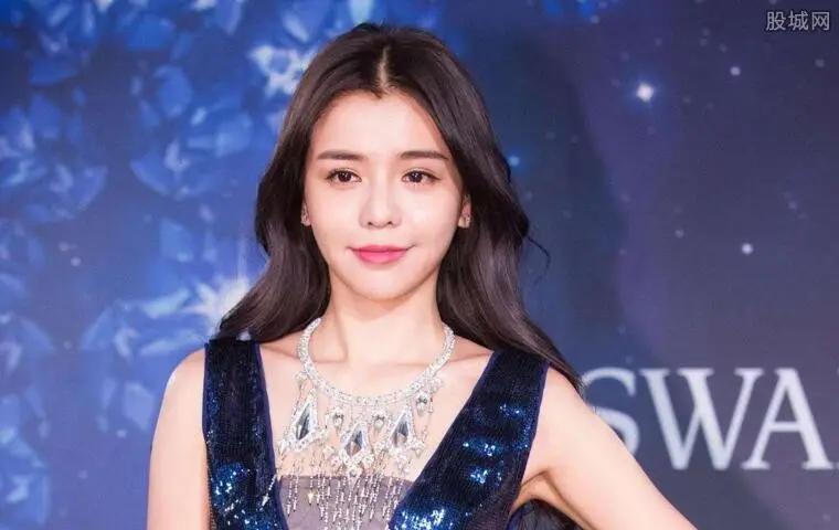 The natural goddess in the entertainment industry, Li Yufen TiaLee is ...