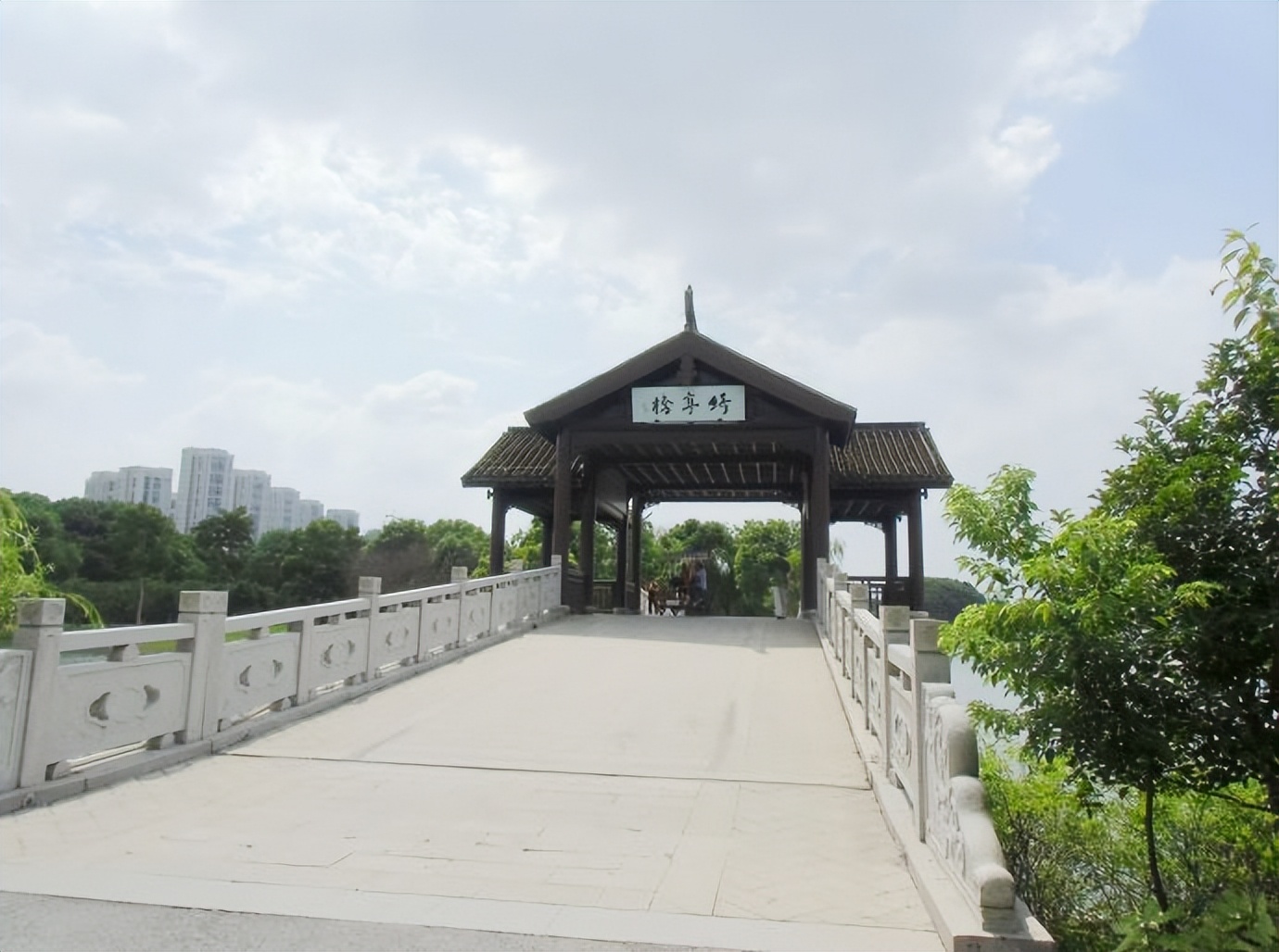 Lakes and Mountains Contrasting - Suzhou Shihu Scenic Area (6) - iNEWS