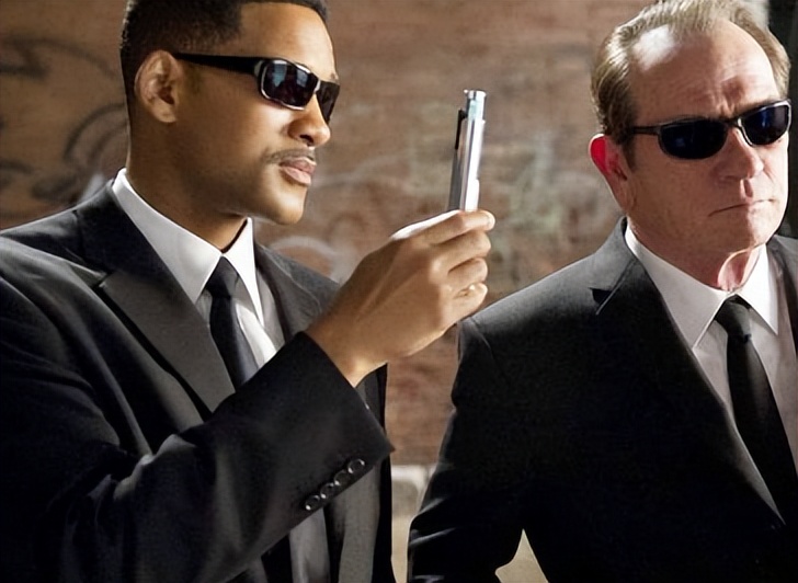 "Men in Black 2" different races live and cooperate together, even in ...