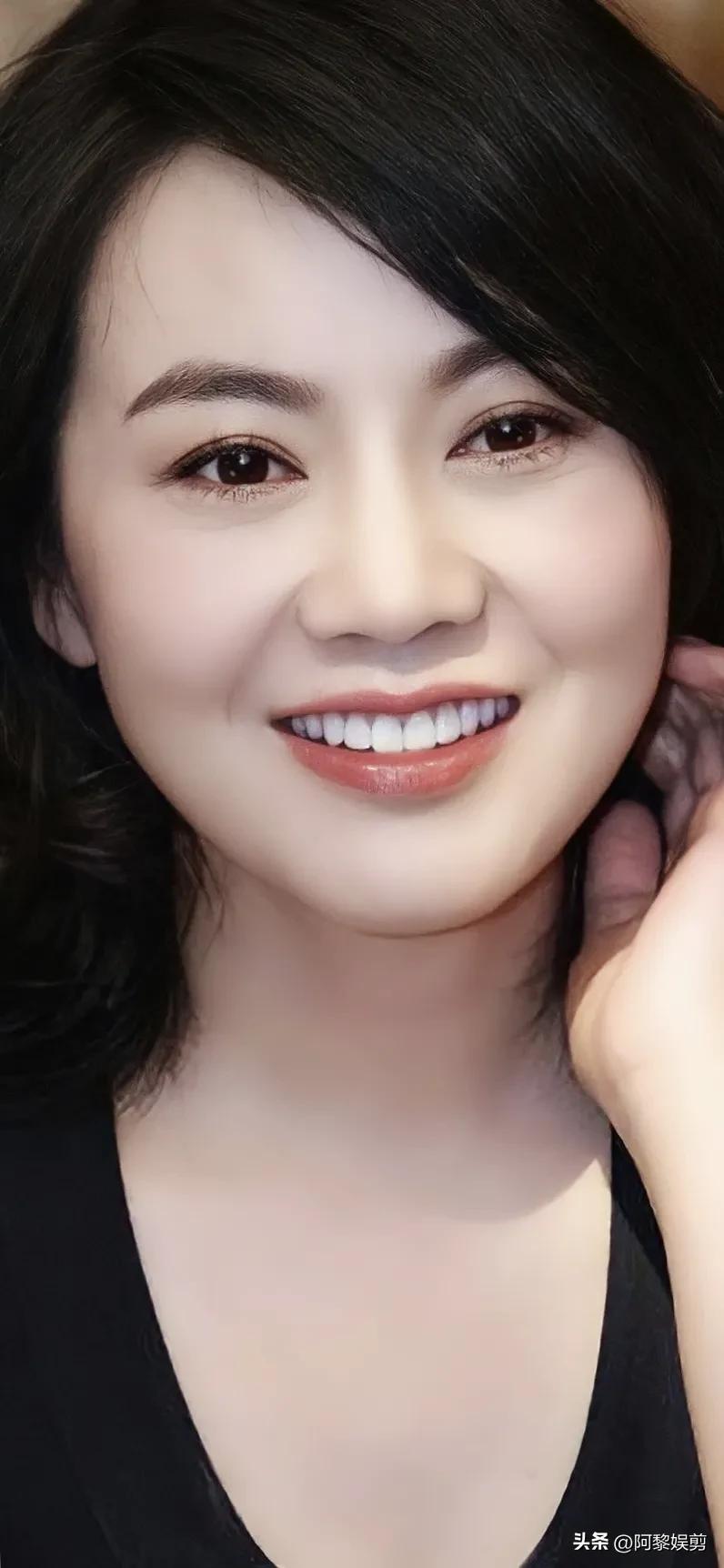 Ni Ping meets Yan Ni, who is better than the two beauties - iNEWS