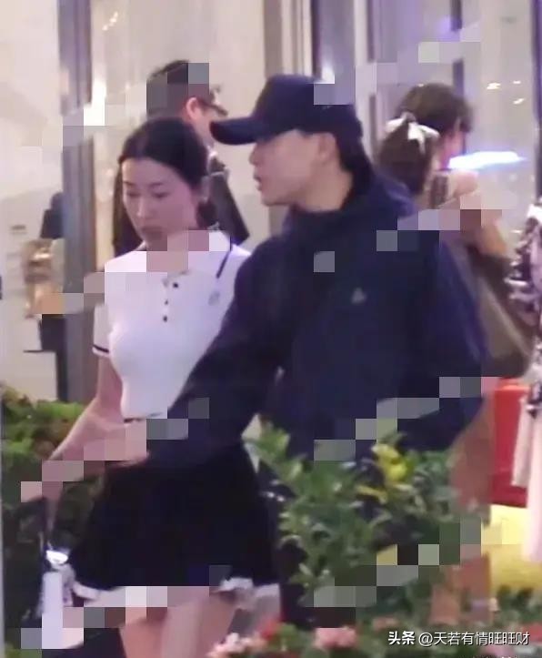 Melon lovers come to eat big melons at the end of summer, Hu Yanbin was exposed - iMedia