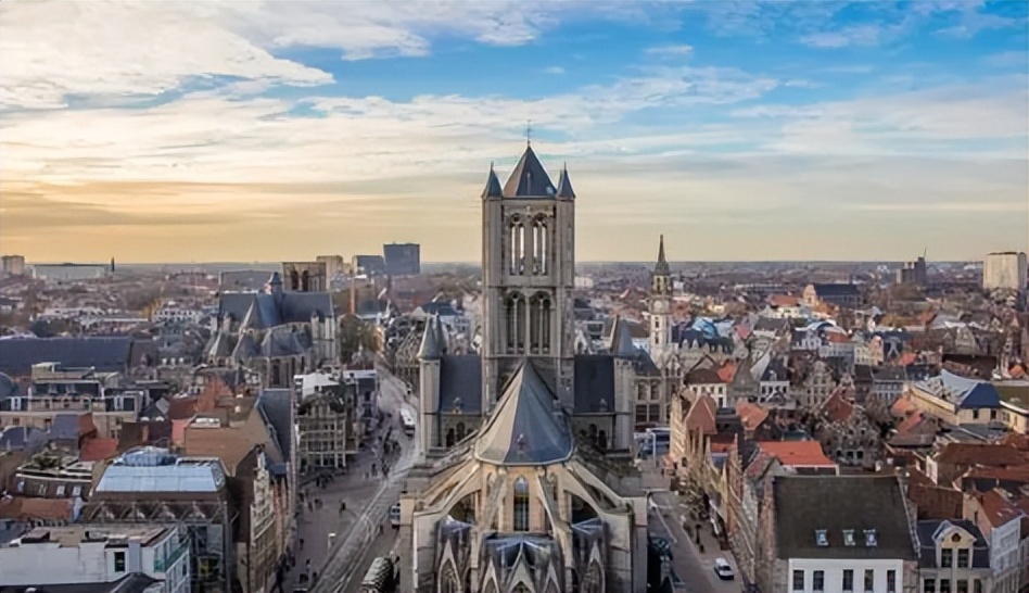 Belgian literary language history, themes and styles, and its ...