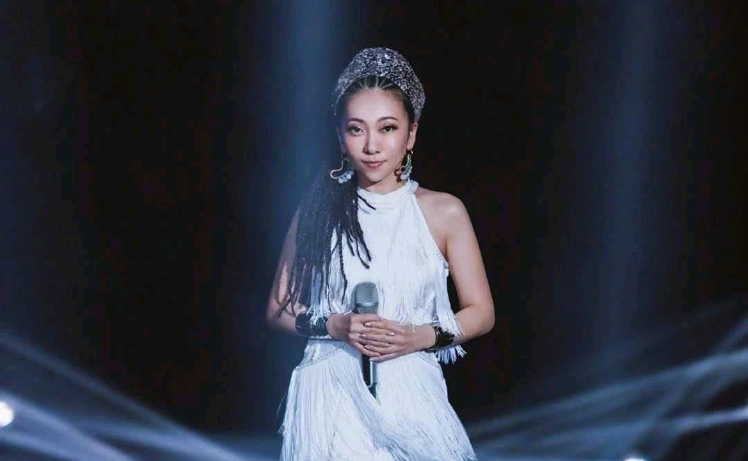 Chen Jiahua and Zhang Jiani started accepting endorsements. Why is the ...