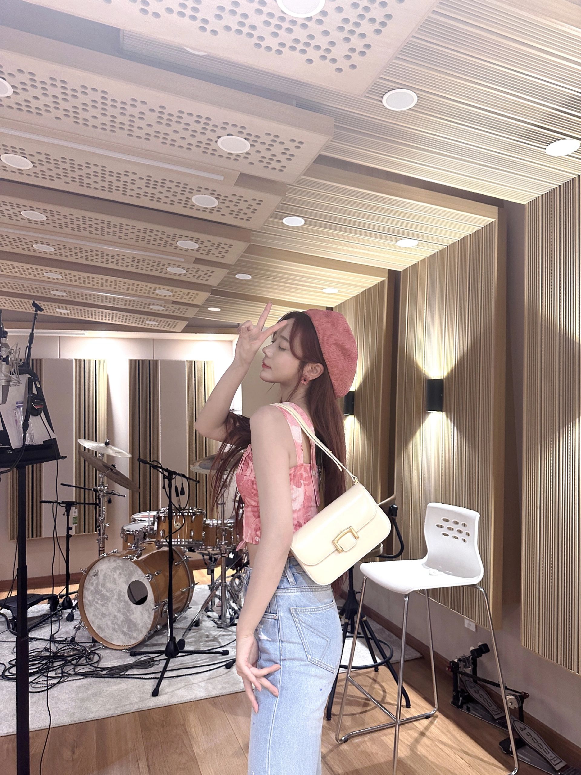 Zhang Zining's OOTD - iNEWS