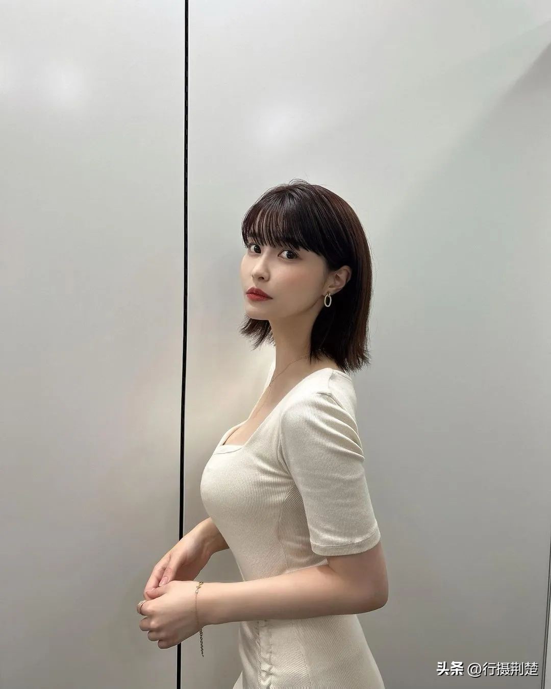 Japanese model Kishi Asuka, 31 years old and still at the peak, with ...