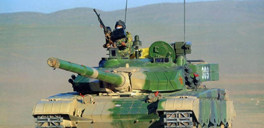 The Army's new sharp weapon, the 99A tank: powerful firepower, flexible ...