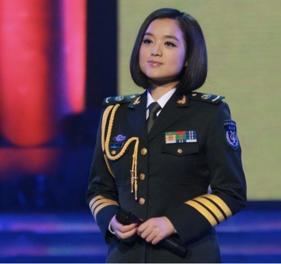 Bai Xue: After the middle-aged divorce, she harvested the perfect ...