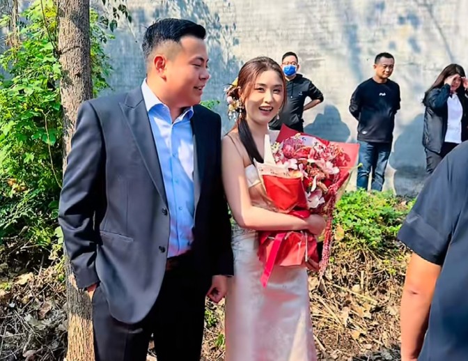 Yang Hongshuo spends millions on his engagement! Da Yuan Ge reveals the shocking truth behind ...