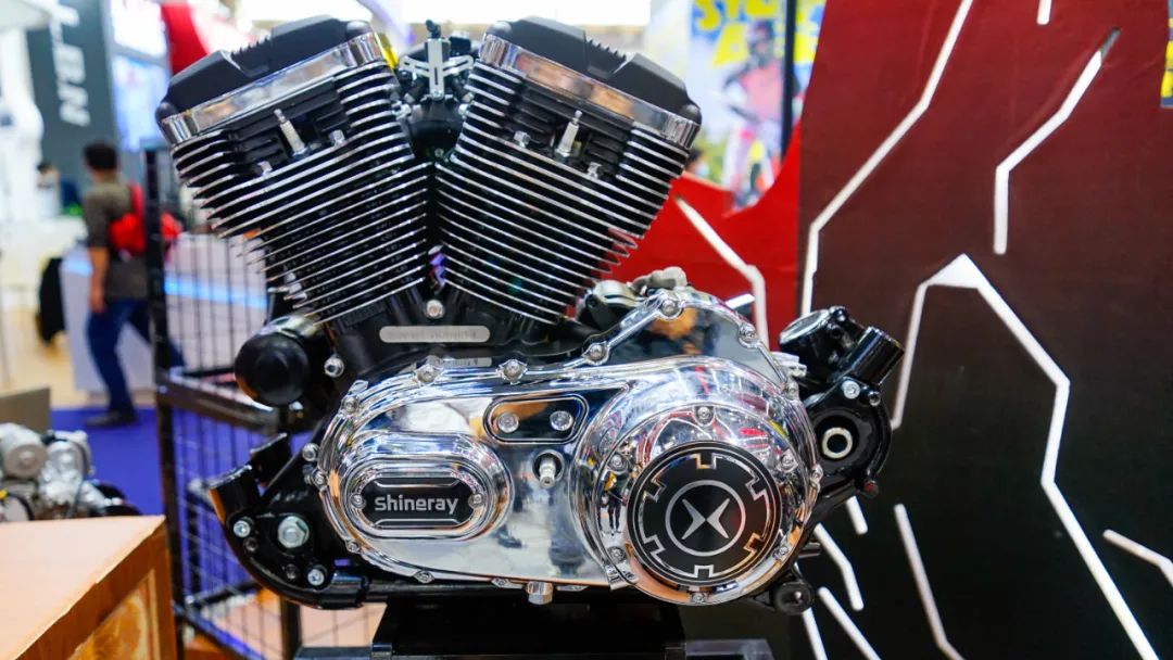 Xinyuan released V-cylinder American cruiser 1200, 520 shoulder, etc ...