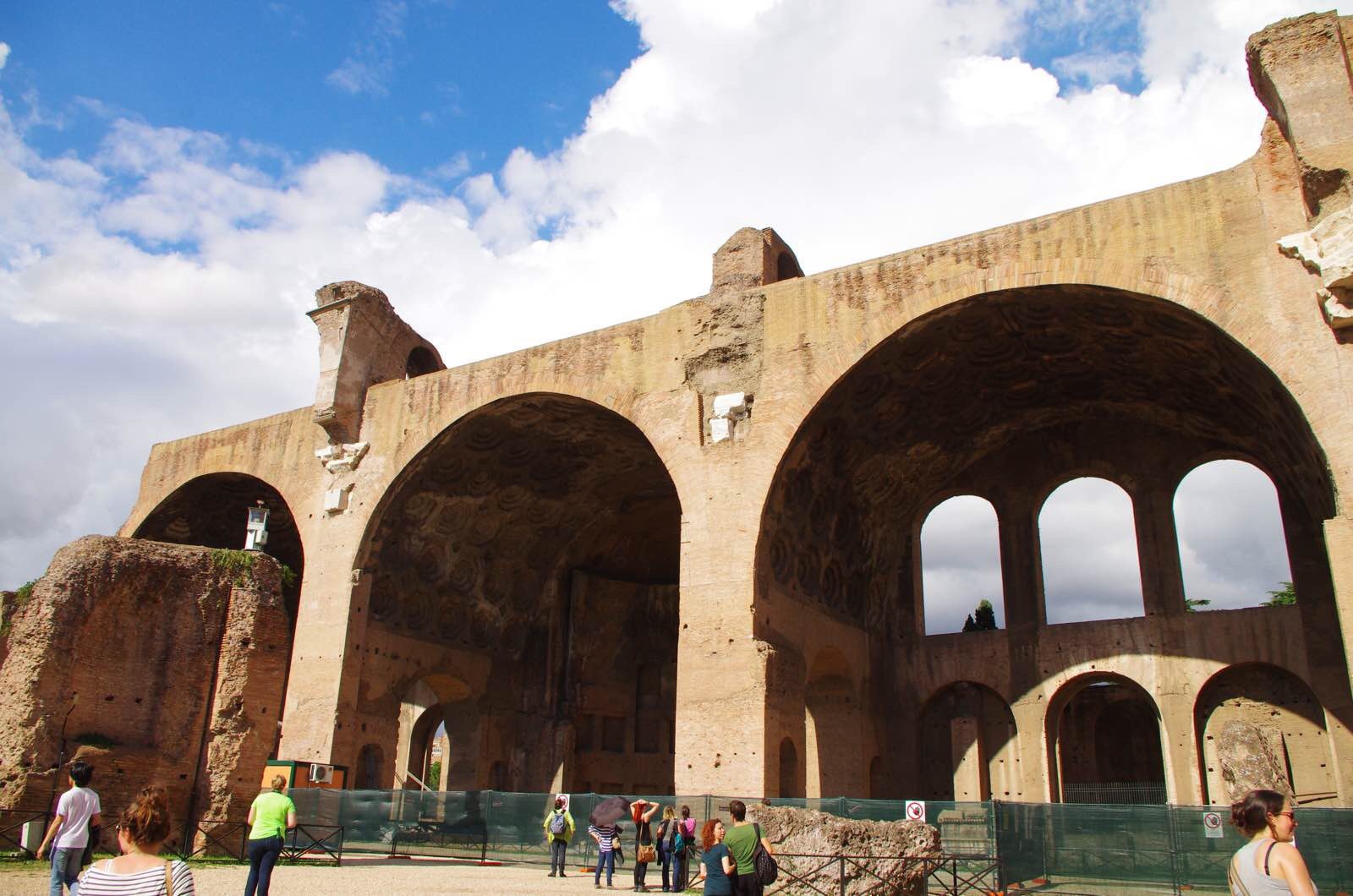 The Basilica of Constantine and the Christian Basilica, the impact on ...