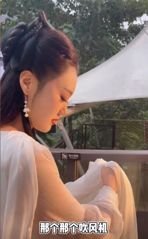 Wang Xiaowei: Sing while being good is acting, for the first time in the 14 years since his ...