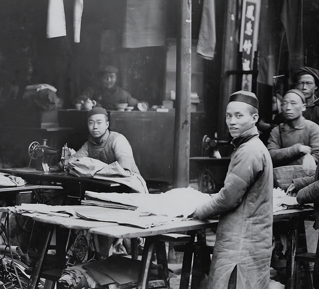 How did tailoring develop and inherit in ancient Chinese history? - iMedia