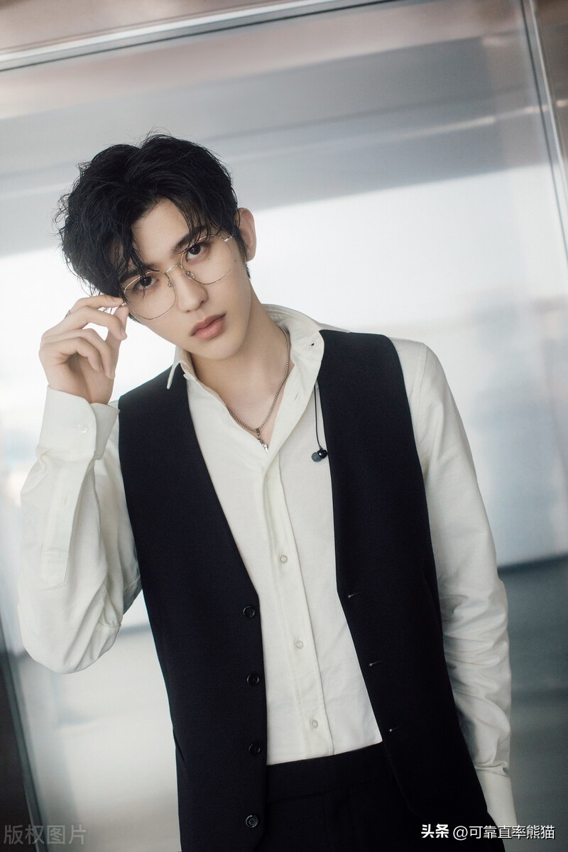 Cai Xukun's one-night stand incident led to the suspension of variety shows, triggering heated ...