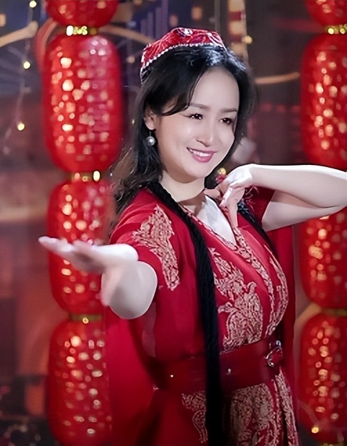 Lin Bao-The stars hold the moon - iMedia