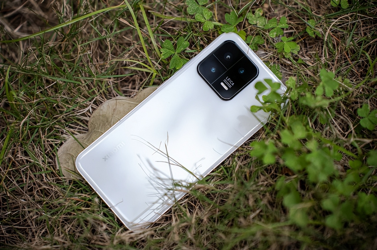 Mi 13: Snapdragon 8Gen2+4nm chip, complete configuration and good experience, it will not be a ...