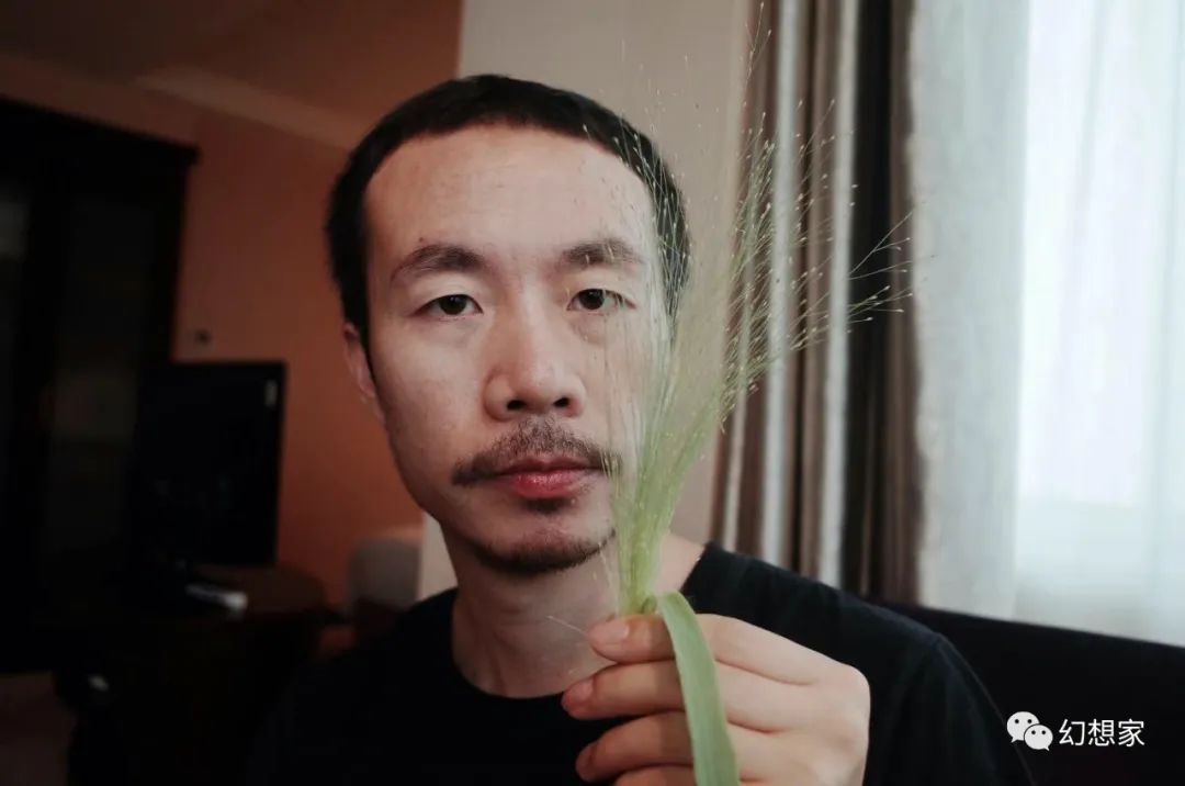 In-depth Interview with Li Ruijun, Director of "Hidden in the Dust" - iNEWS