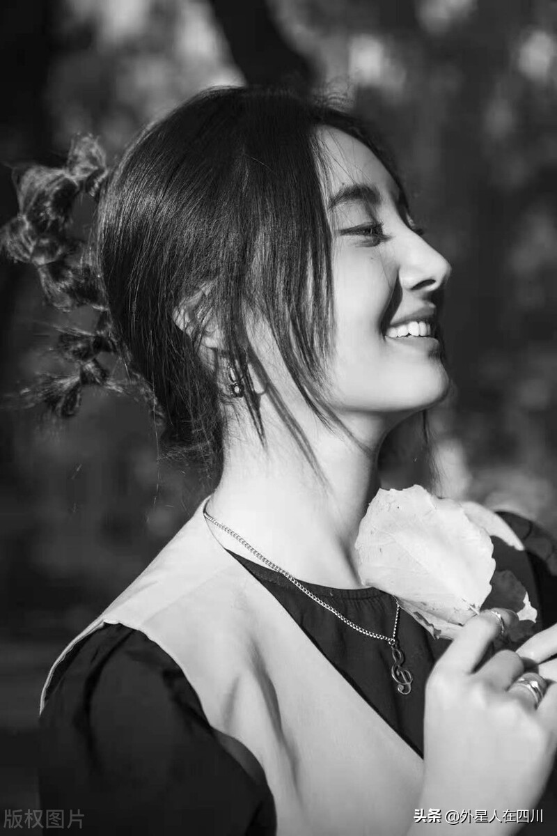Do men know, why do women like to take portrait photos?Which of the ...