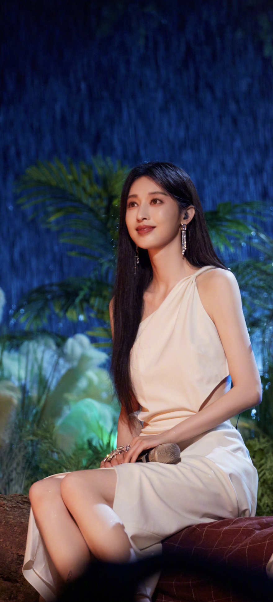 Zhang Li (Li Zhang) - the beauty of "Rock Girl" - iMedia