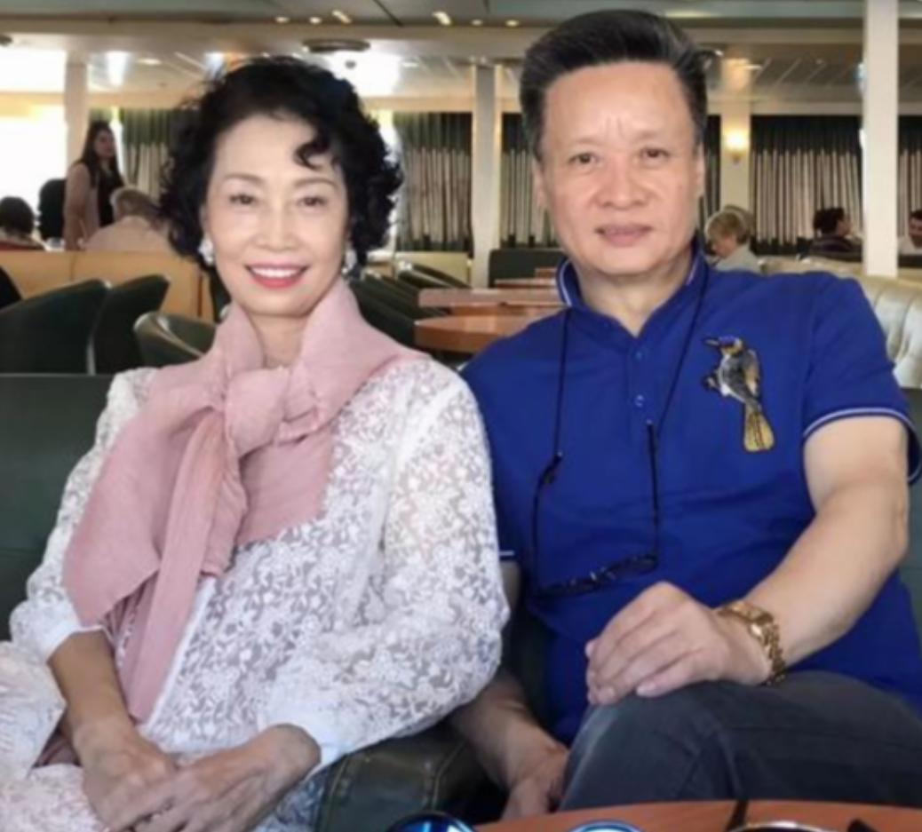 Singer Yan Weiwen: He married his first love Liu Weixing and ...