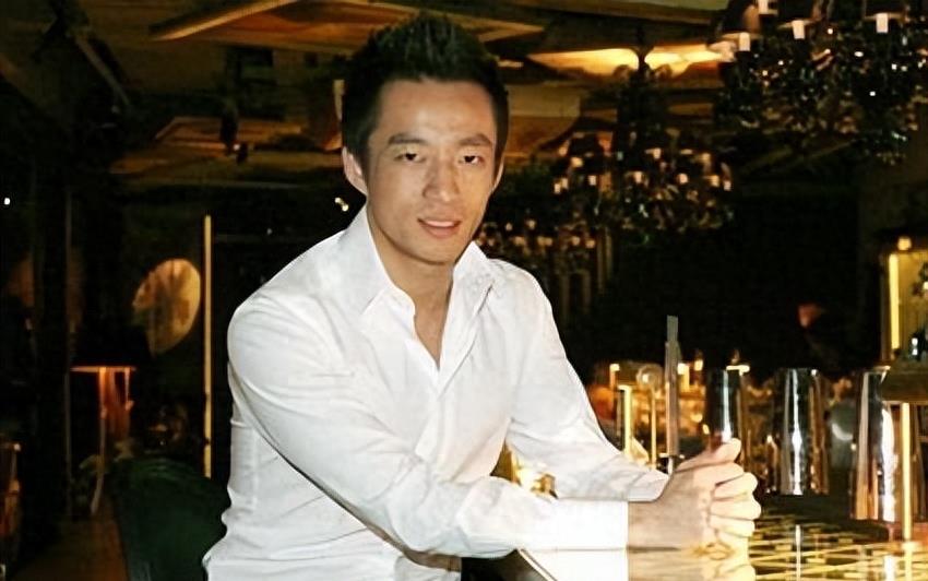 "Evil boy" Wang Shuo: He was Zhou Xun's ex-boyfriend, and his ...