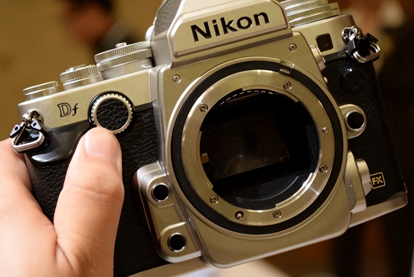 Fumio Kishida didn't expect either! Japan's Nikon officially announced, foreign media: the ban ...