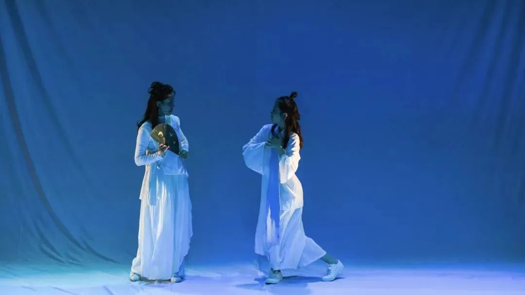 Director Ding Yiteng continues "The New West Wing" - iNEWS