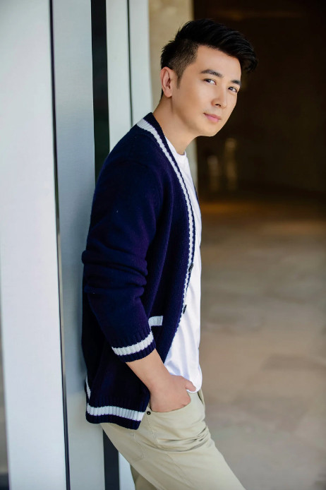 "The Brilliant Star and the Moon Rising to the Sea" are "young and old ...