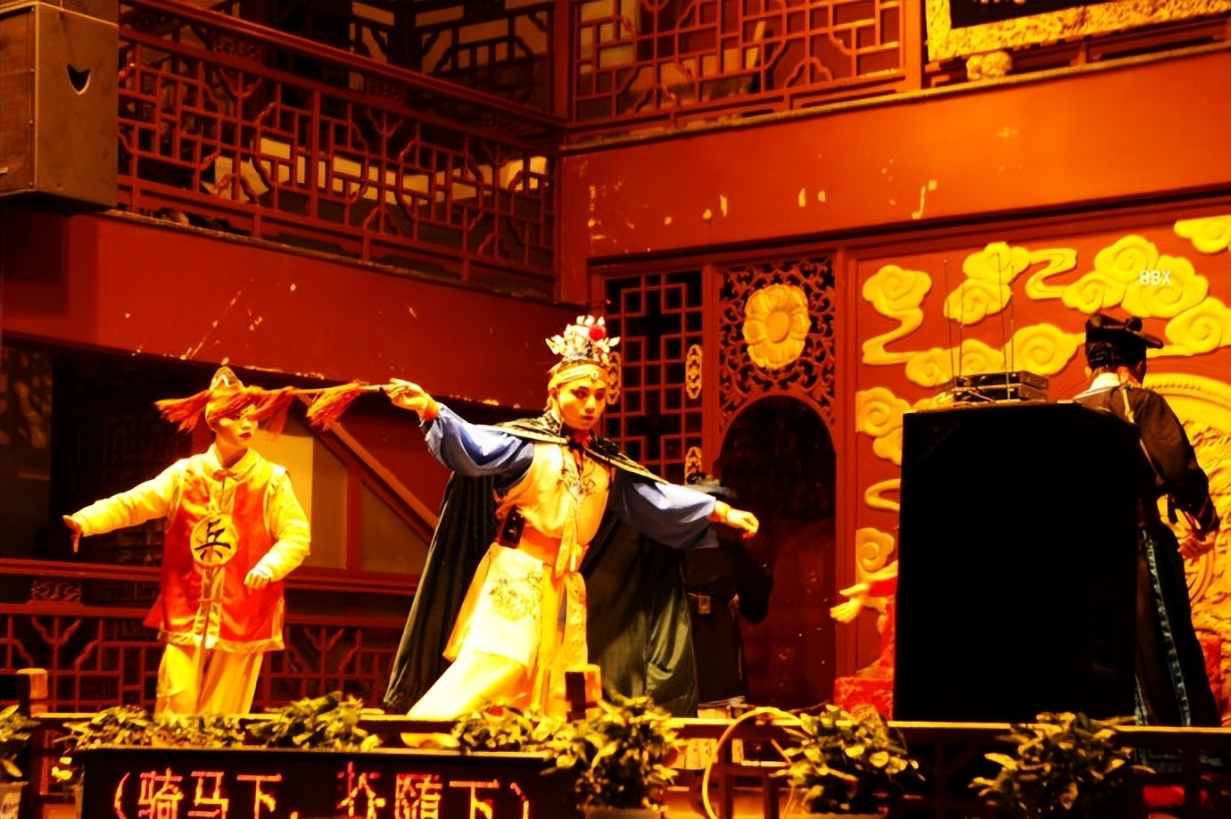 Changsha, there are countless snacks in the Fire Palace - iNEWS