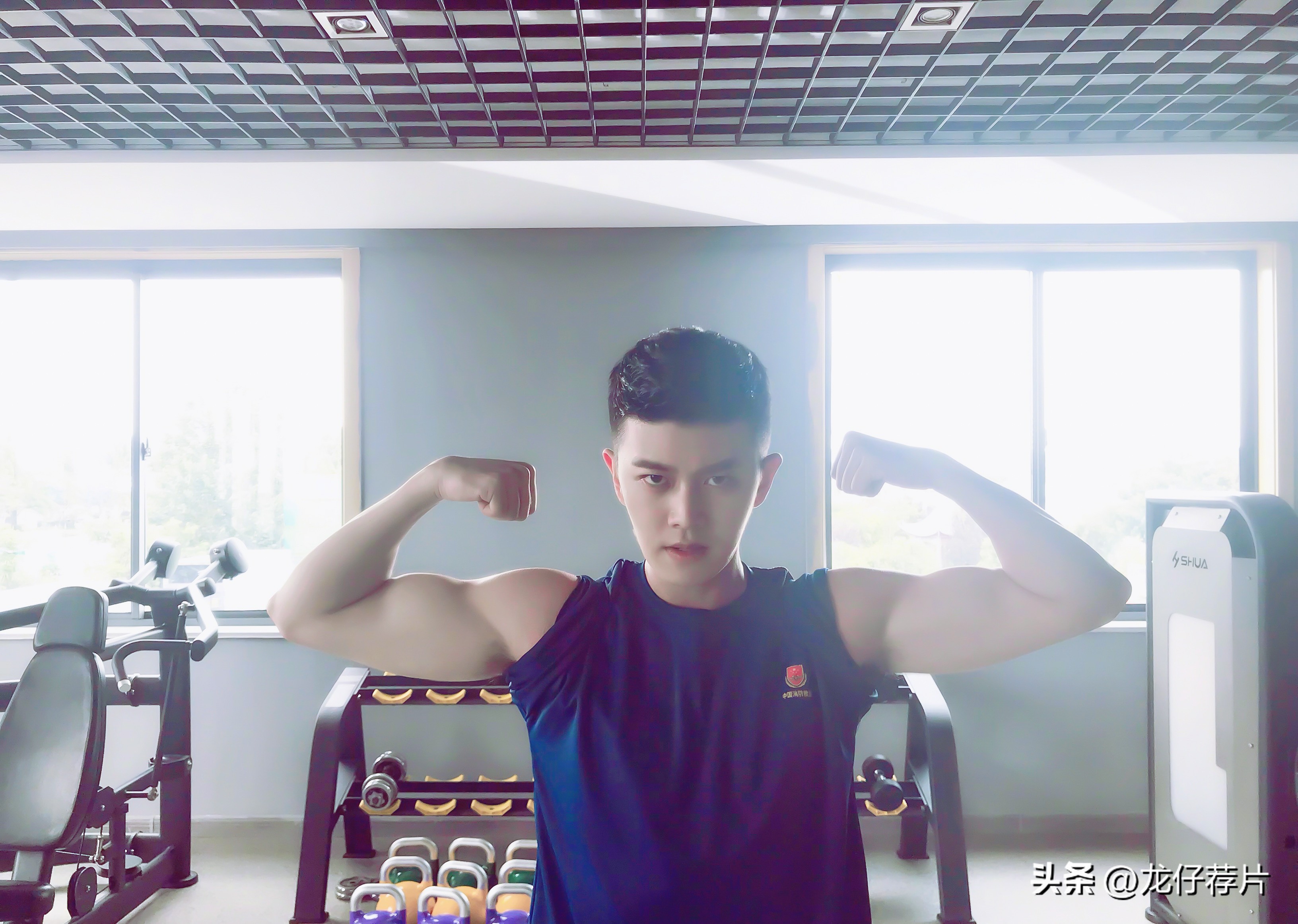 They also acted as firefighters. Comparing Yang Yang, Gong Jun, Luo ...