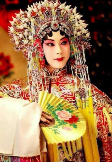 The fusion of Hui and Han operas and the birth of Peking opera, 10 cold ...