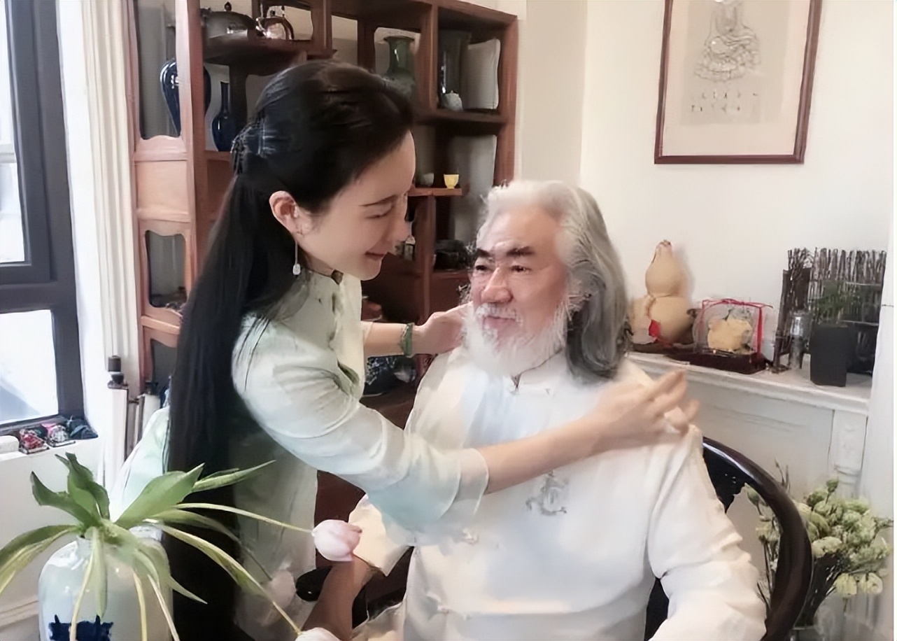 Zhang Jizhong: Marry Du Xinglin, 31 years younger, at the age of 66 - iNEWS