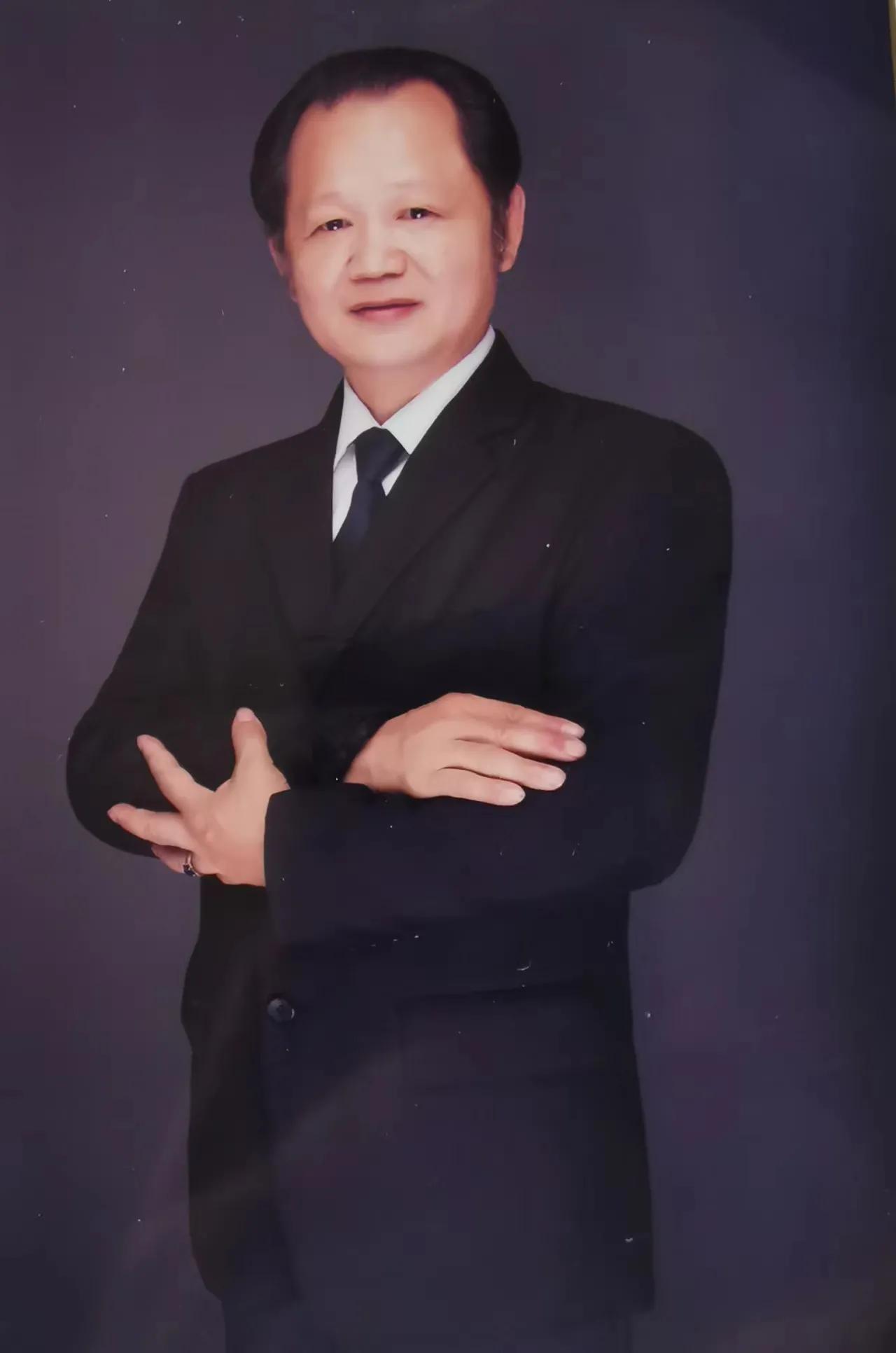 A brief introduction to the art of famous painter Zhang Xingfeng - iMedia