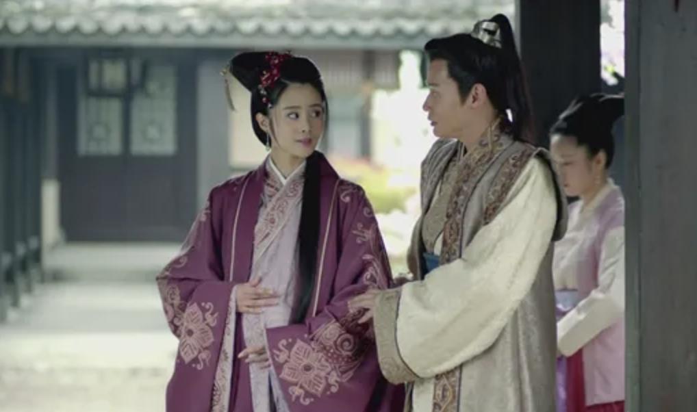 41-year-old Li Guangjie celebrates her birthday with photos - iNEWS