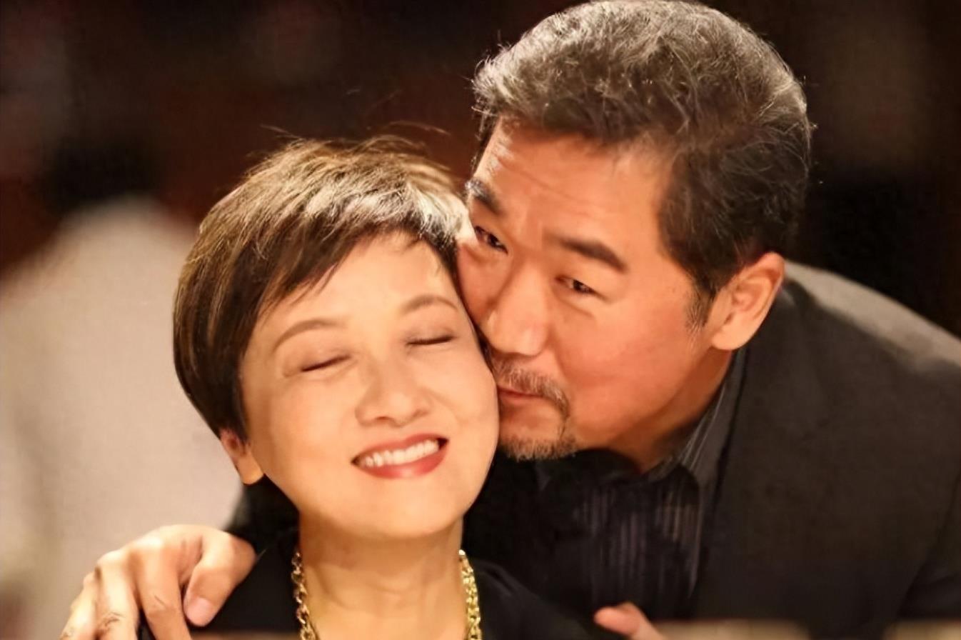 Zhang Guoli, 68 years old, becomes more and more "confused" as he lives ...