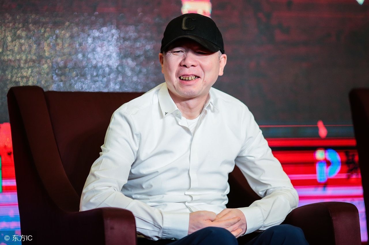 Feng Xiaogang said bluntly: She is so good at pretending that she will never be famous in her ...