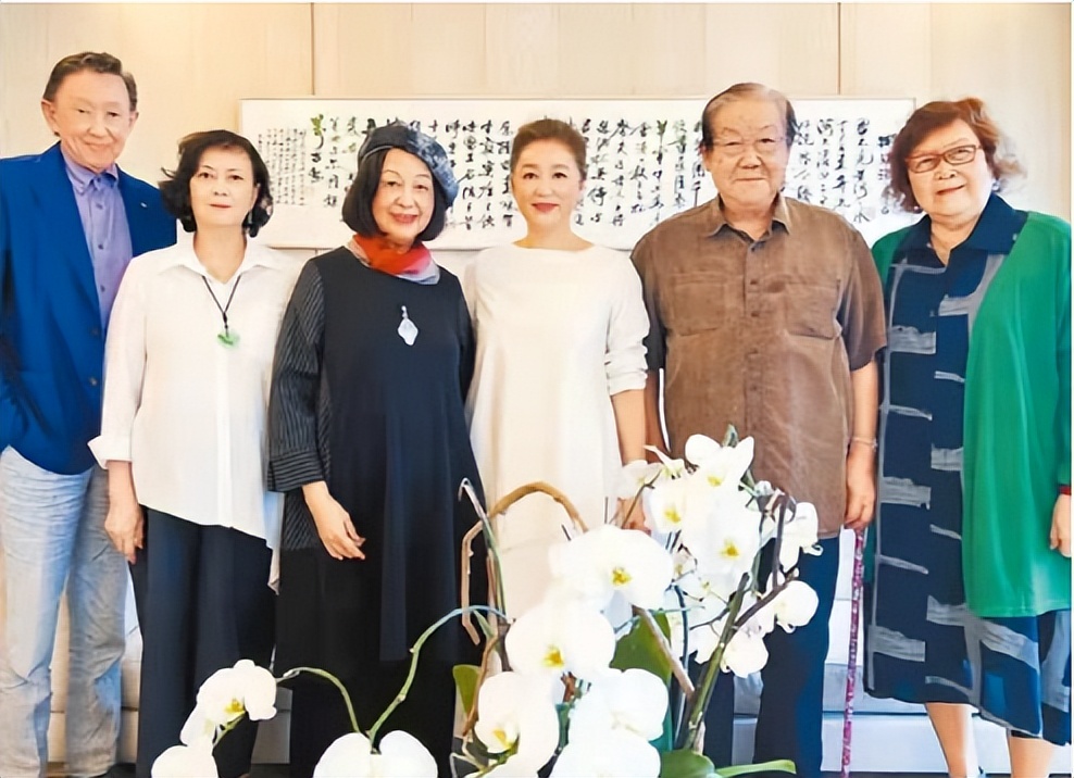 68-year-old Brigitte Lin is naturally aging too real! White hair is not ...