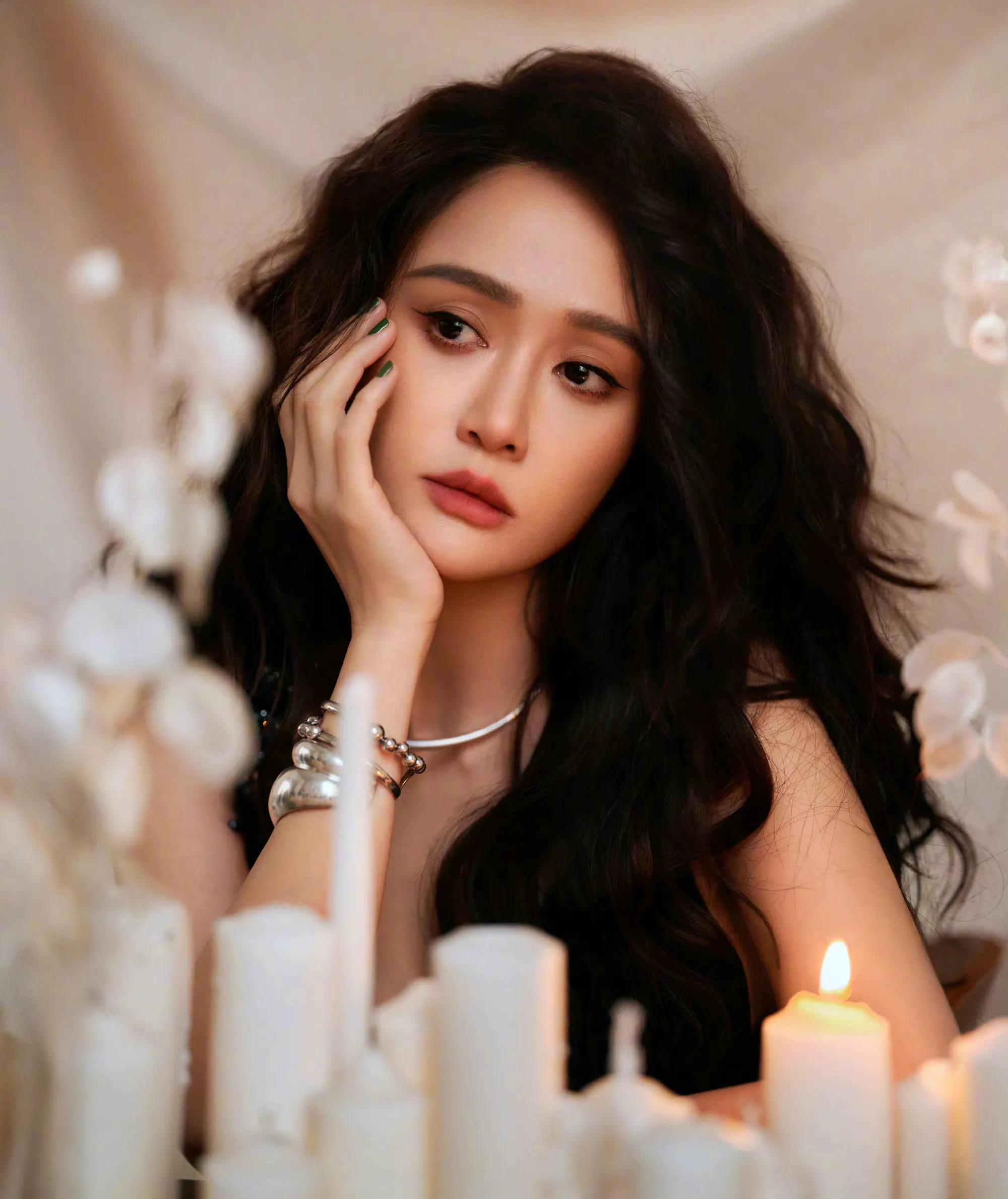 Beautiful actress Chen Qiaoen - iMedia