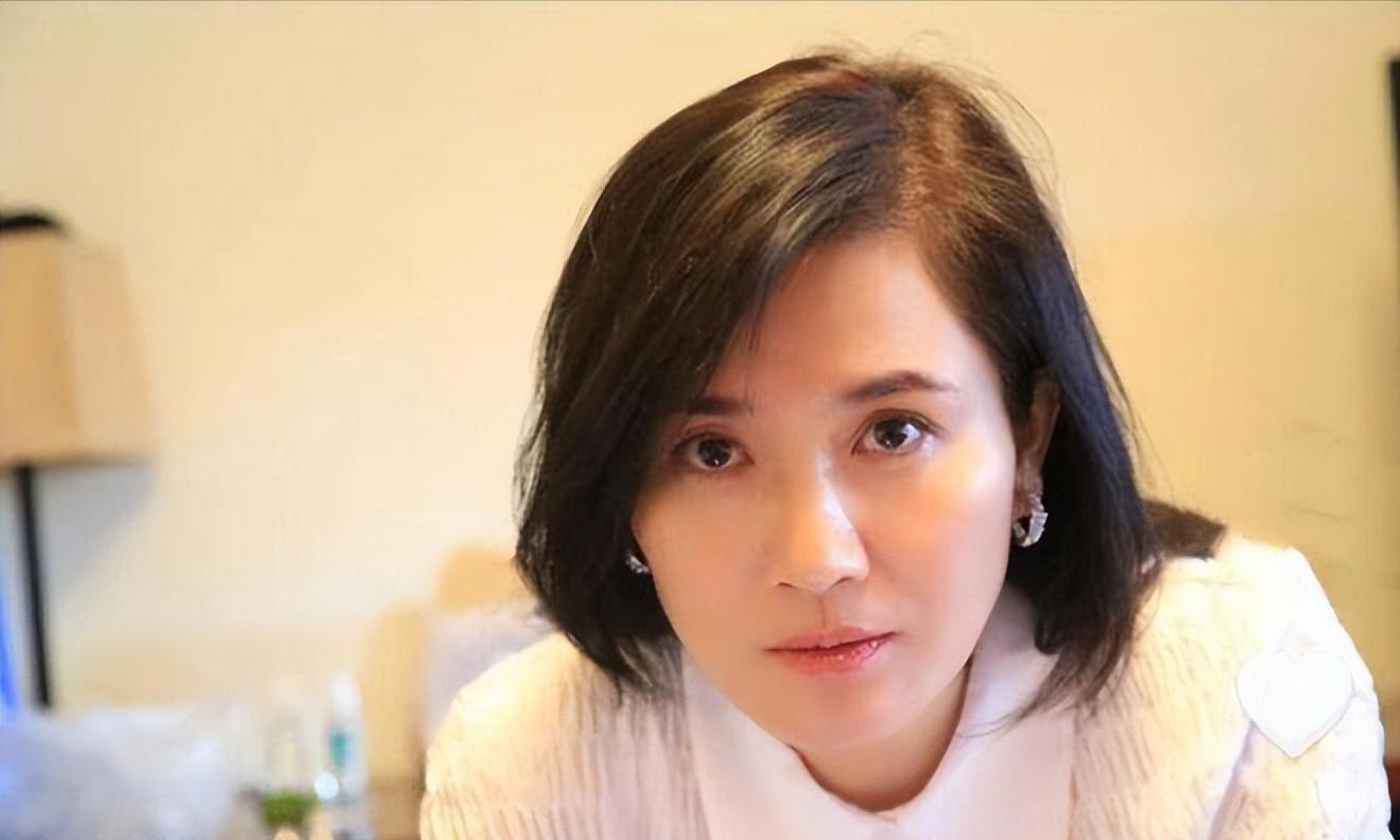 Hou Yong and Pan Yuchen, after 9 years of divorce, their circumstances ...