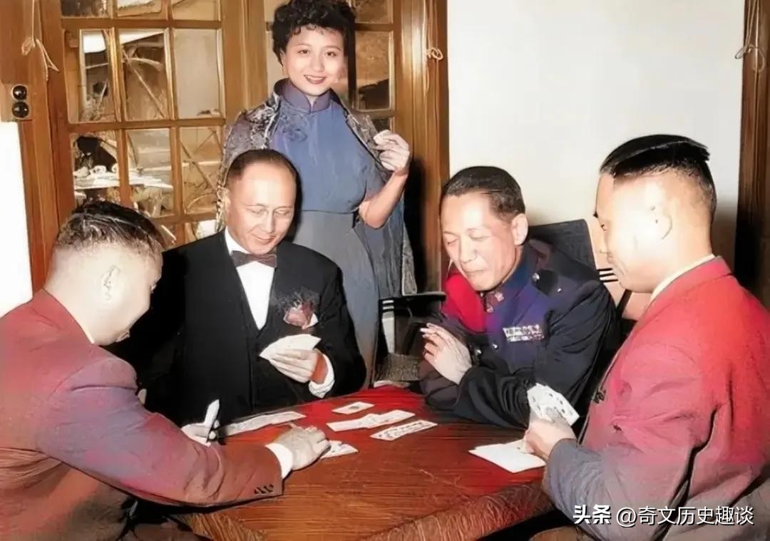 In 1955, He Yingqin and his colleagues played cards for self-amusement ...