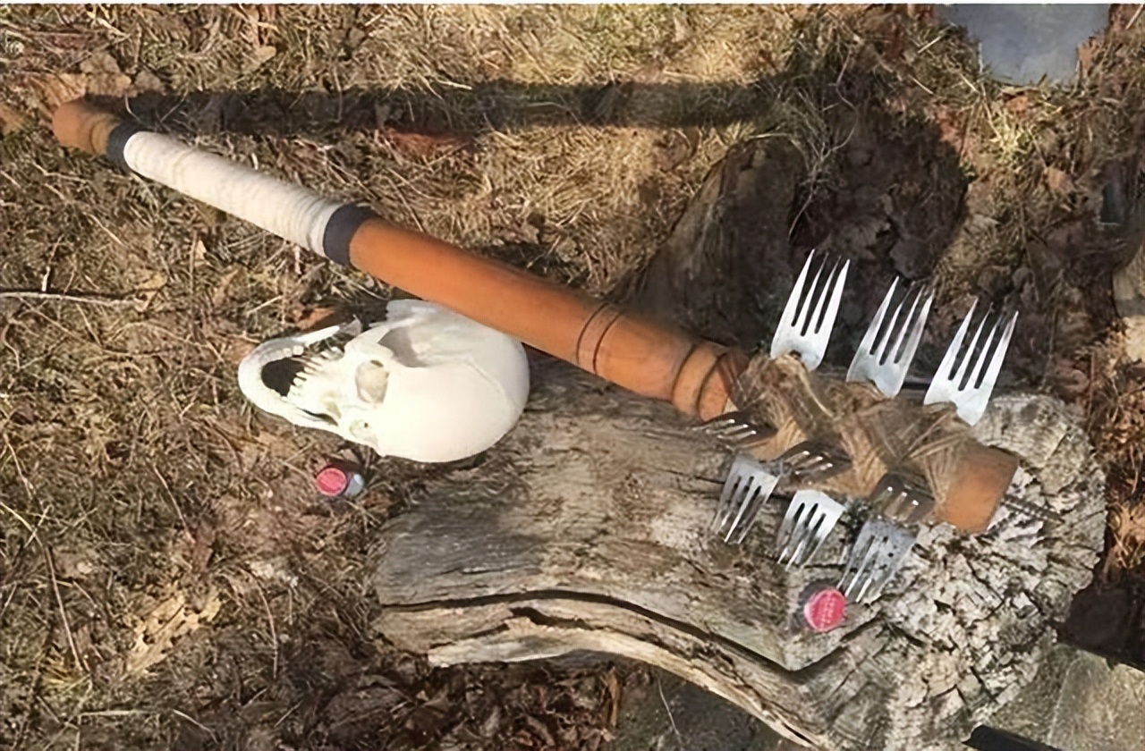 The 3 most powerful cold weapons in ancient times, one is sure to die ...