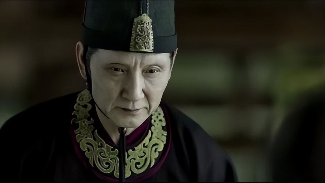 It turns out that the supporting role can really crush the protagonist ...