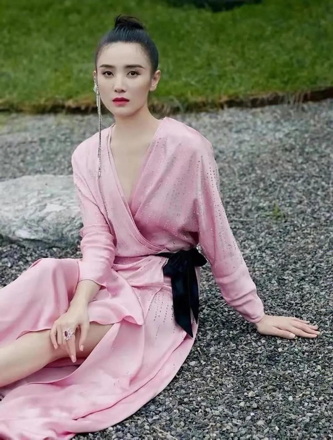 Goddess Song Jia - iMedia