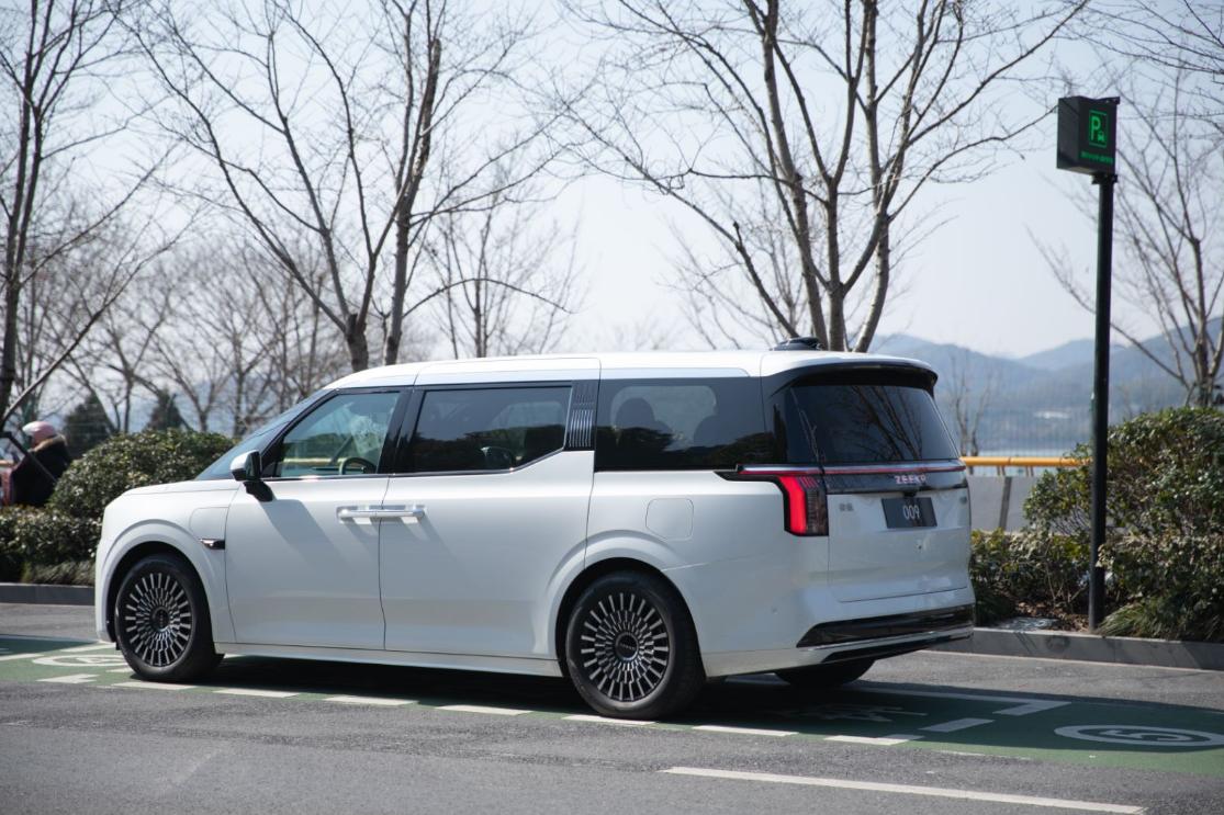 Does MPV have to choose Alpha? No, Jikrypton 009 may be more perfect ...