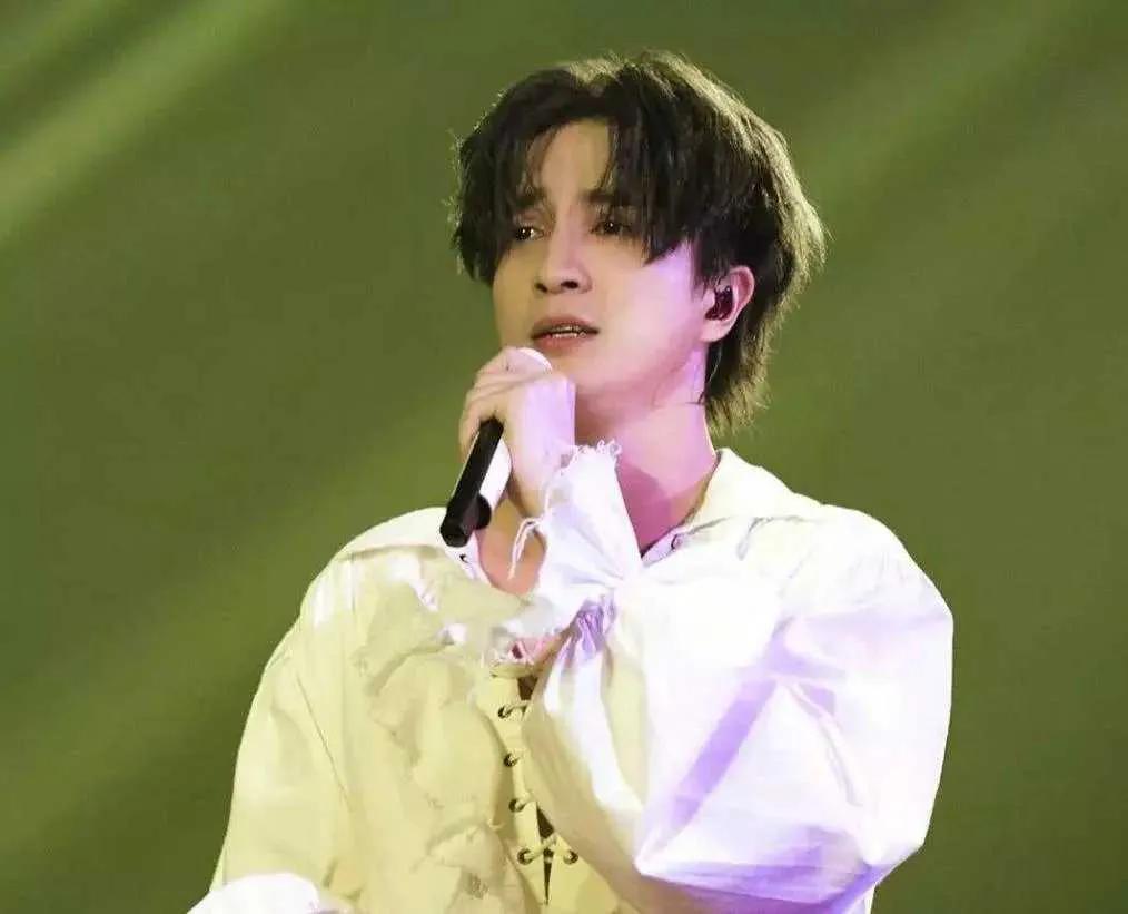 Xue Zhiqian broke the news that when he first entered the industry, he ...