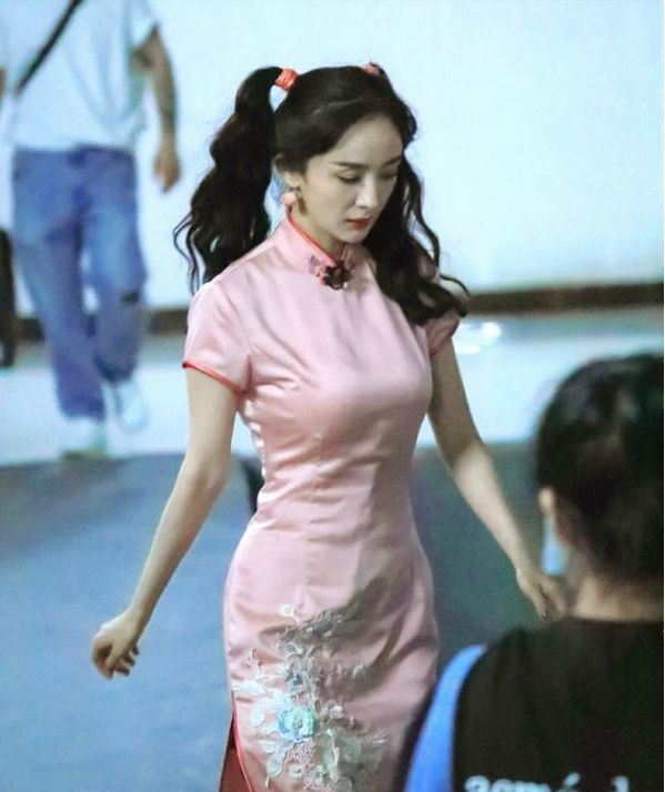 "Wig hair, fake height, fake butt" stars in the entertainment industry ...