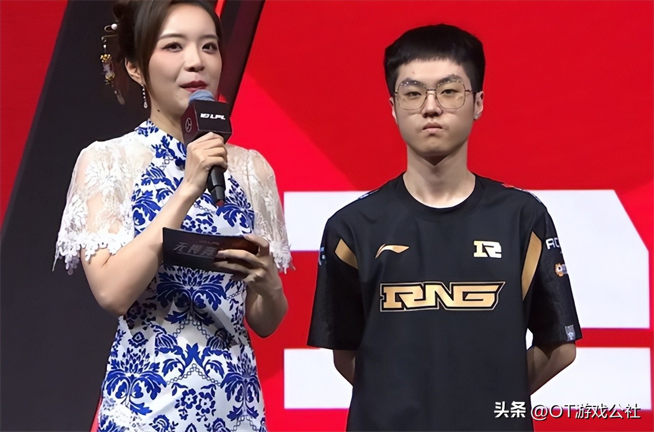 scout、湯圓領獎後，主播分析RNG、LNG合同：gala進s賽就得回RNG - 資訊咖