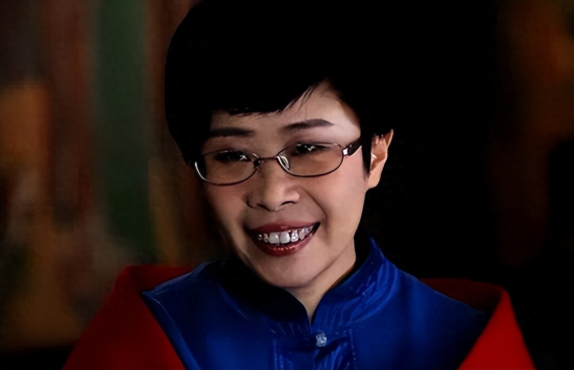 Meng Man, a talented woman from Peking University, is 48 years old and ...