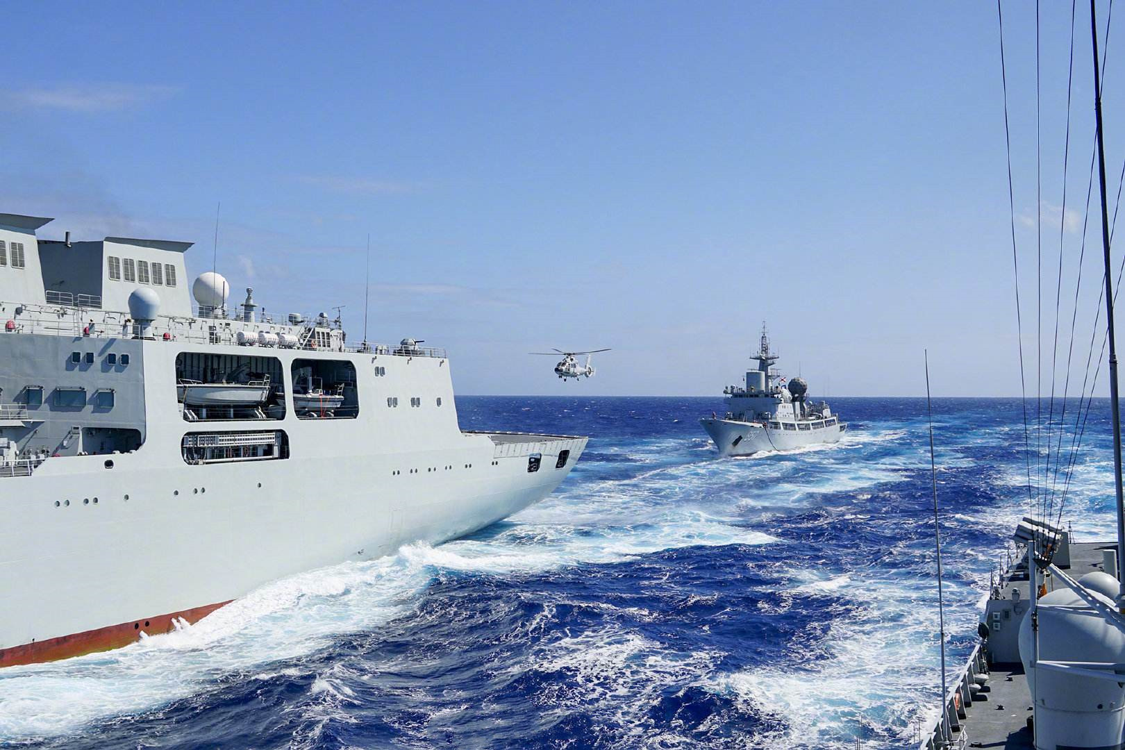 Has the 120,000-ton nuclear-powered super-supply ship been designed ...