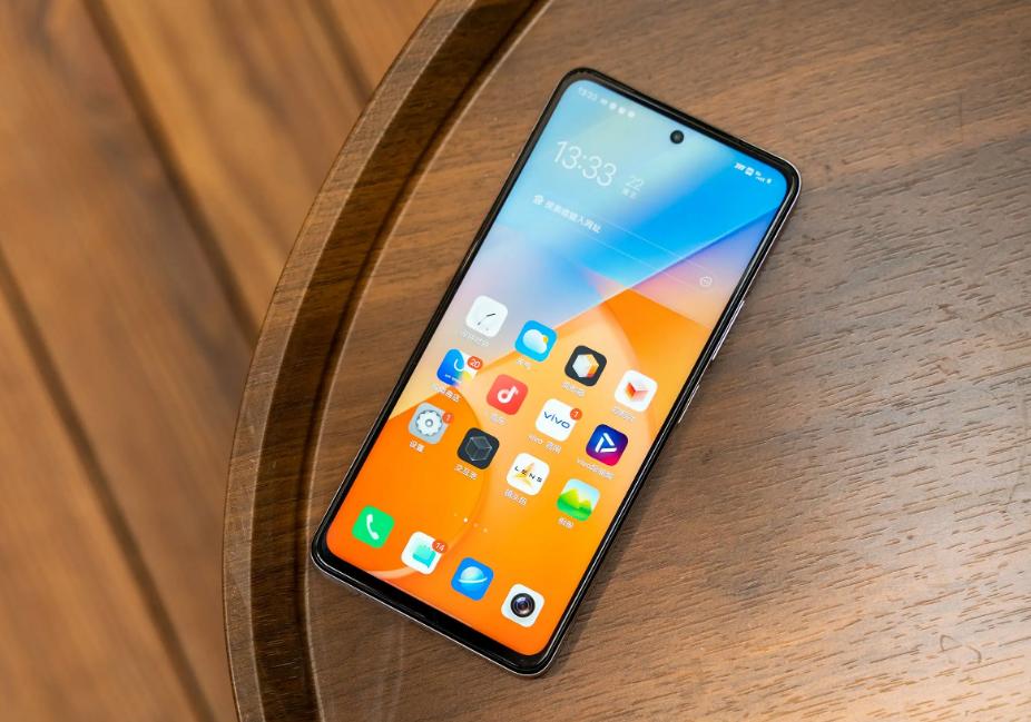 You don't have to choose the latest and most expensive to buy a mobile ...